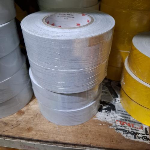 Jual 3M scotlite reflective 610-scothlite putih 48mm x45meter - Jakarta ...