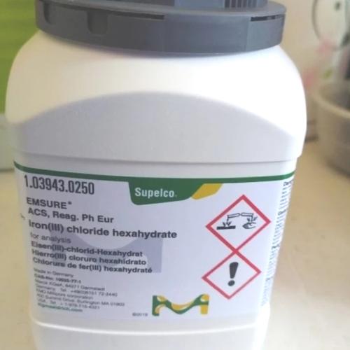Jual FeCL3 Iron(III) Chloride Hexahydrate P.A Merck 1.03943.0250 - Kota ...