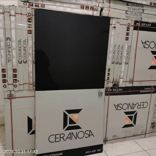 Jual GRANIT GRANITE KIA UGP TILE SUPER BLACK 60X60 - Kota Depok ...