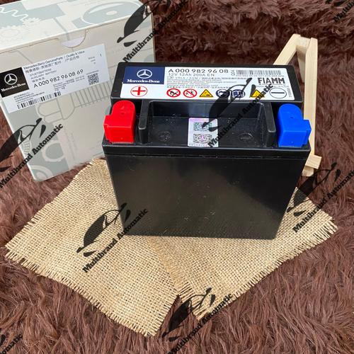 Jual AUXILIARY BATTERY MERCEDES BENZ A0009829608 ACCU AKI STATER MERCY ...
