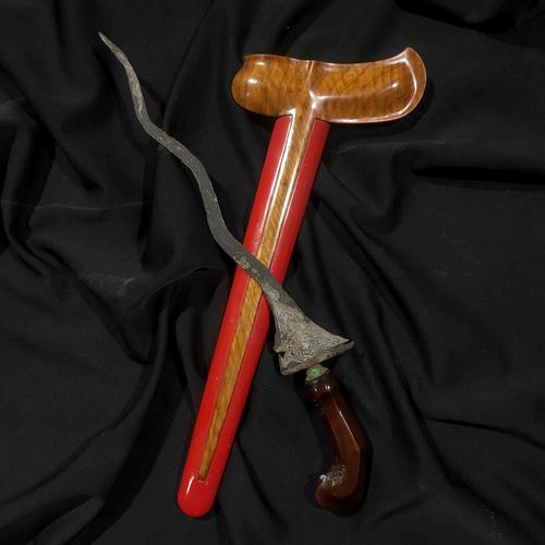 Jual Keris Patrem Naga Siluman Luk 5 Pamor Beras Utah Tangguh Majapahit ...