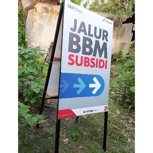 Jual (bisa custom)STANDING BANNER/SPANDUK BESI KAYU SEGITIGA LIPAT ...
