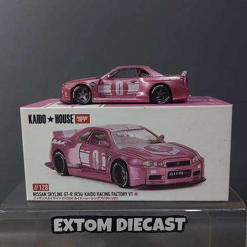 Jual Mini GT Kaido House Nissan Skyline R34 Pink - UNSEGEL - Kota ...