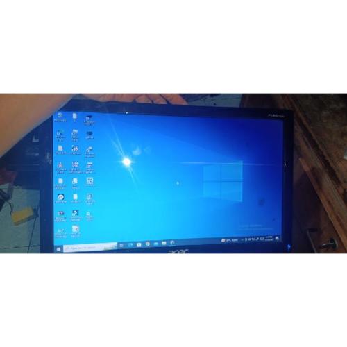 Jual ** monitor LED Komputer 16 in plus power ** - Jakarta Pusat ...