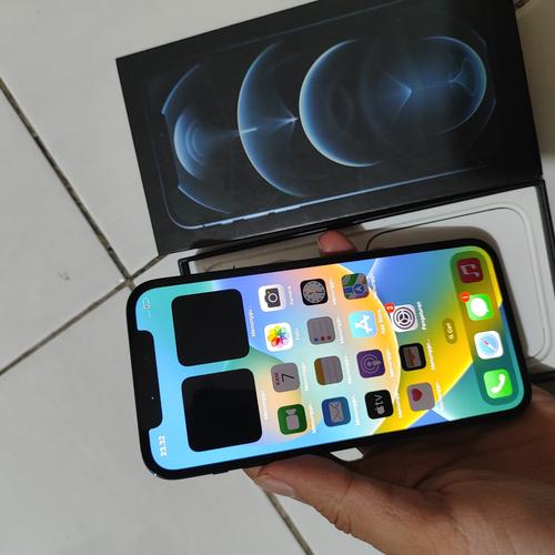 Jual iPhone 12 Pro 256GB ex resmi Indonesia - Jakarta Timur ...