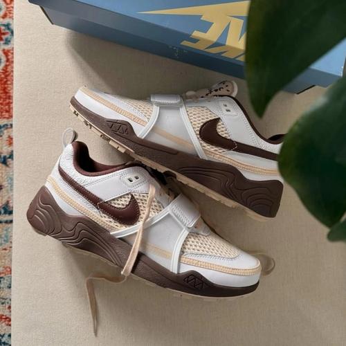 Jual Nike Zoom Field Jaxx x Travis Scott Cactus Jack Light Cocholate ...