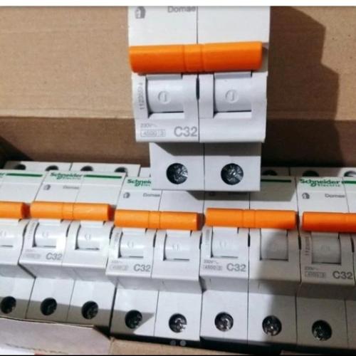 Jual MCB 2P 32A 4,5KA SCHNEIDER ORIGINAL - Jakarta Pusat - mandiri jaya ...