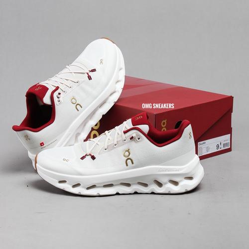 Jual On Cloudtilt Pearl Ivory White Year of Snake - BNIB Original 100% ...