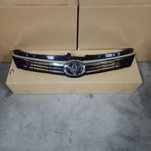 Jual grill radiator toyota camry 2012-2018 Original 53101-06D70 ...