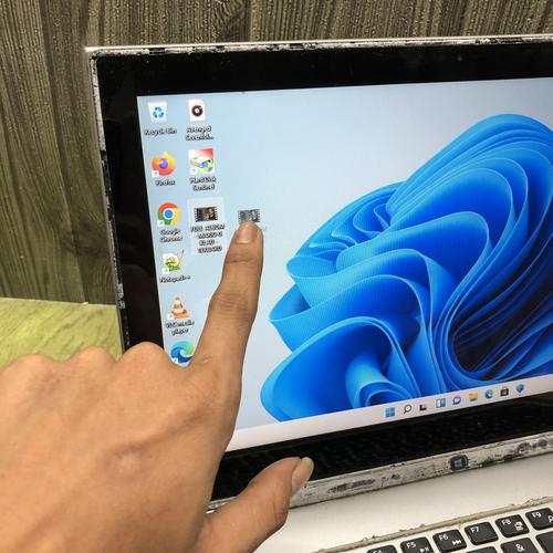 Jual Laptop Dell Inspiron P57G Core i5 GEN 5 RAM 8GB 16GB SSD 256GB ...