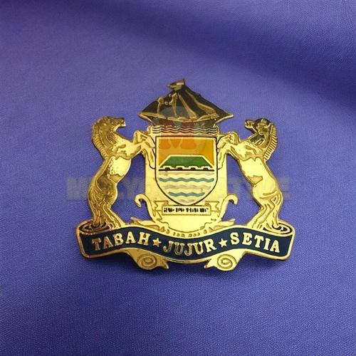 Jual Bros Kadin Logo Kota Bandung - Pin KADIN Bandung - Kab. Banyumas ...