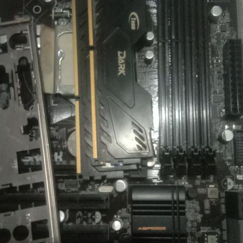 Jual motherboard B85m-pro4 ASRock - mobo+ram - Kota Tangerang ...