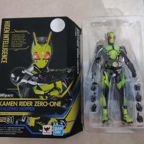 Jual SHF Kamen Rider Zero One Realizing Hopper - Kota Makassar ...