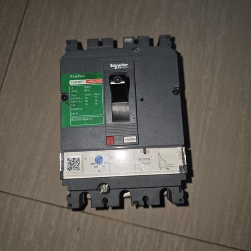 Jual SCHNEIDER CVS250F 250A 3P MCCB 250A 3P - Jakarta Pusat - INDO KARYA PANEL | Tokopedia