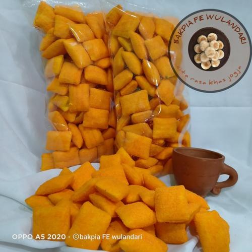 Jual SNACK BANTAL KEJU / PILLOW CHEESE 250 GRAM - Kab. Sleman - Bakpia ...