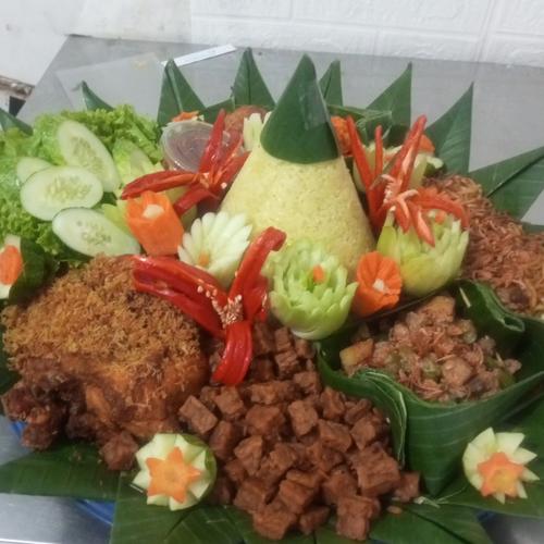 Jual Menu Tumpeng Hajatan Ulang Tahun peresmian Acara Kantor Pesta ...