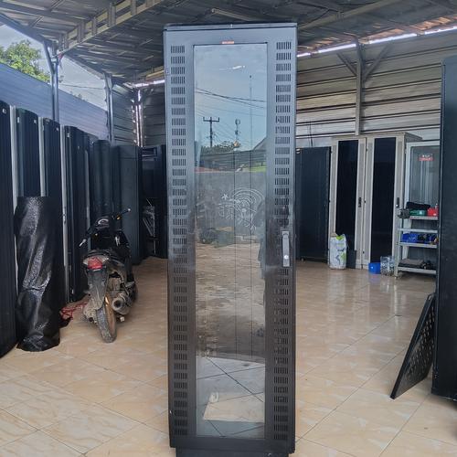 Jual RACK SERVER 42U HITAM PINTU KACA - Kab. Bogor - garasirackserver ...