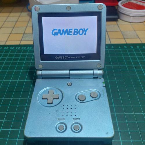 Jual Gameboy Advance SP 101 blue pearl - Jakarta Selatan - Combrowers ...