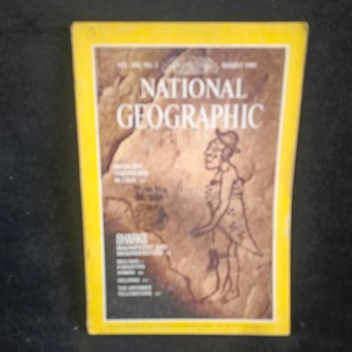 Jual Majalah National Geographic Tentang Maya Art in Cave 1981 - Kota ...
