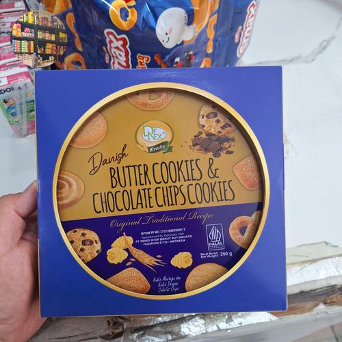 Jual Denex Butter cookies & choco chips cookis 350gr kaleng - Kota ...