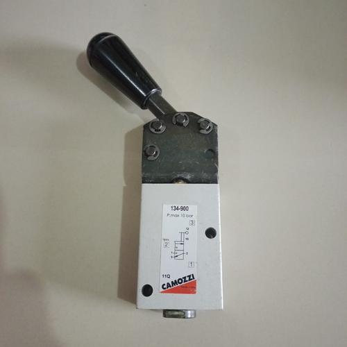 Jual Camozzi 134-900 Manual Poppet Valve - Kota Batam ...
