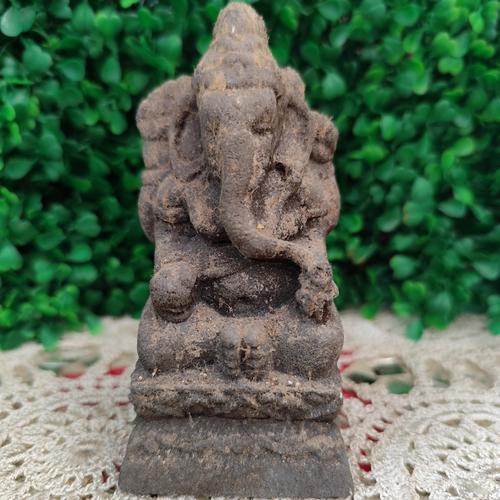 Jual Patung Ganesha Antik Pahatan batu Gunung Koleksi Jadul minus Noda ...