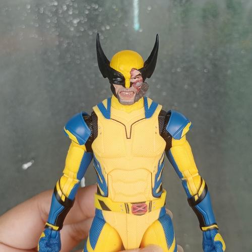 Jual head marvel legends wolverine Comic battle damage - Kota Bekasi ...