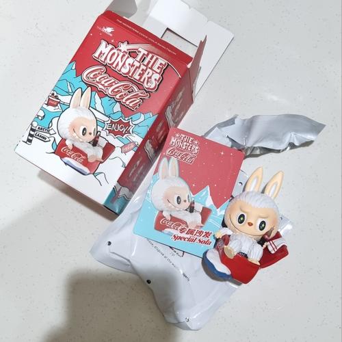 Jual Labubu figure original popmart Coca Cola cocacola The Monsters ...