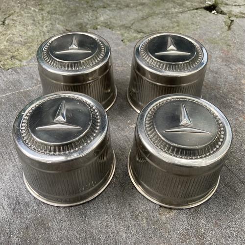 Jual Ornament Sub-Assy Wheel Hub Center Dop Velg Corolla KE70 DX 4K ...