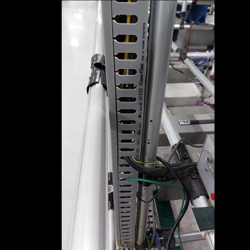 Jual KSS Kabel Duct - Wiring Duct - Trunking 33x45 Lubang Abu-abu 1,7 ...