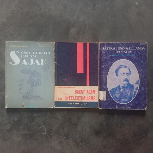 Jual Sepaket 3 Buku Subagio Sastrowardoyo: Sosok Pribadi Dalam Sajak ...