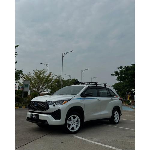 Jual Sticker side decal toyota innova zenix RM edition limited - Kota ...
