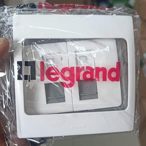 Jual Outlet Data Legrand Double Cat 6 Malia 2 811 65 / UTP Double Data ...