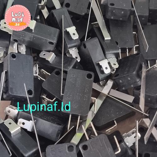 Jual MICRO LIMIT SWITCH MIKRO SWIT PLAT SUPER PANJANG - SuperPanjang006 ...