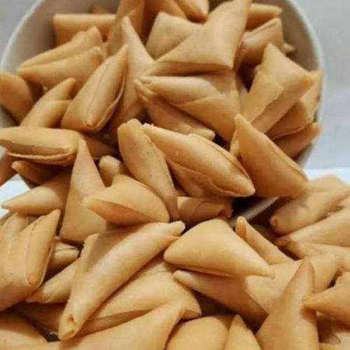 Jual Pastel Samosa Abon Udang 500 Gram Kue Kering Segita - Kota Depok ...