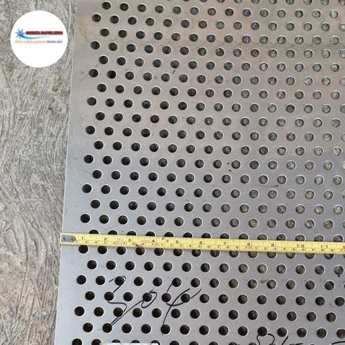 Jual PLAT 304 LUBANG 10mm TEBAL 1.2mm / Perforated screen 10mm tebal 1 ...