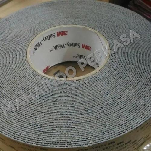 Jual 3M Safety walk /Anti slip series 370 10cm x 18 Mtr Grey - Kota Tangerang - Mahaindo Perkasa ...