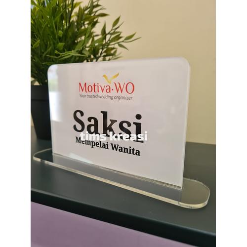 Jual Papan Nama Meja Akad | Sign Table Stiker Mirror | Papan Nama Meja ...