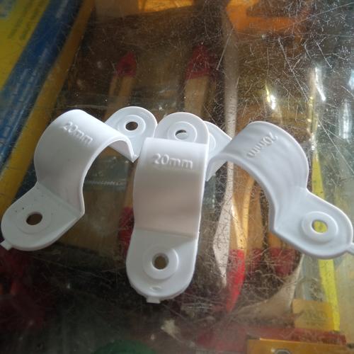 Jual Klem pipa 20mm CONDUIT clem pipa listrik polos 1 pack 100pcs ...