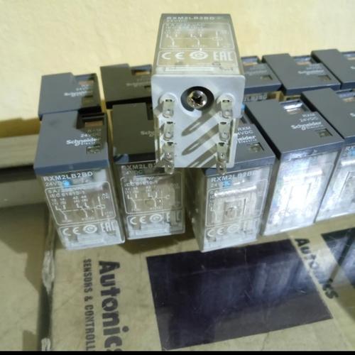 Jual relay schneider RXM2LB2BD 24VDC 5A 8PIN - Kab. Tangerang - S.U. | Tokopedia