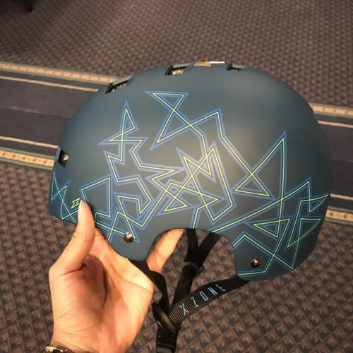 Jual Helm Sepeda Batok Skid Helmet Xzone - Biru - Jakarta Timur - Toko ...