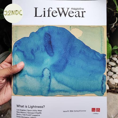 Jual Uniqlo LifeWear Magazine Issue 10 Spring Summer 2024 - Kab. Sleman ...