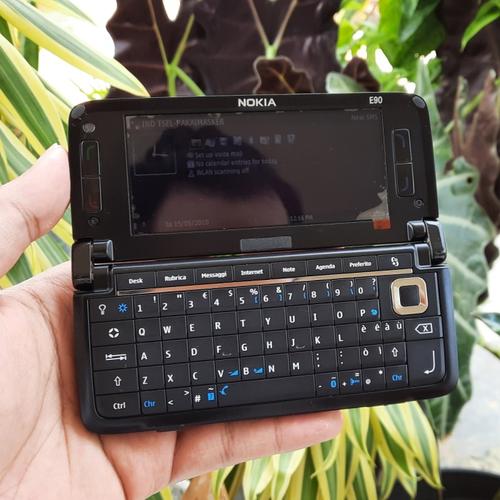 Jual Nokia E90 Communicator EGO original likenew mulus normal - Kota ...