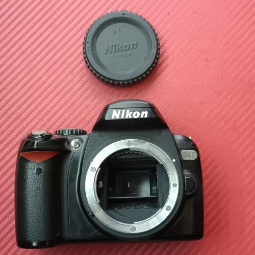 Jual Murah Kamera Nikon D40 vintage DSLR body only camera digital ...