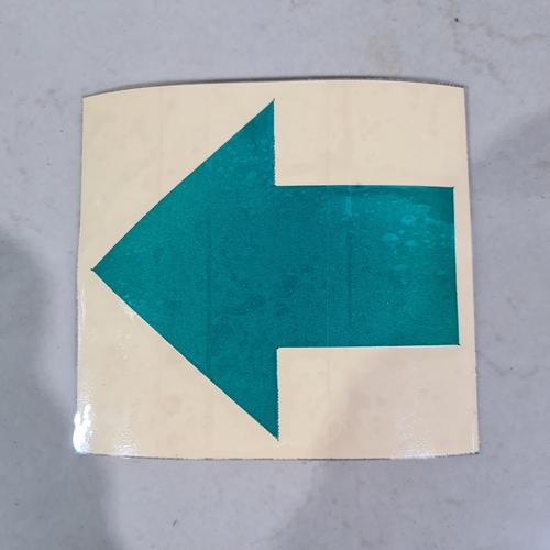Promo stiker tanda panah 10cm x 9cm | sticker reflektor arrow merek ...