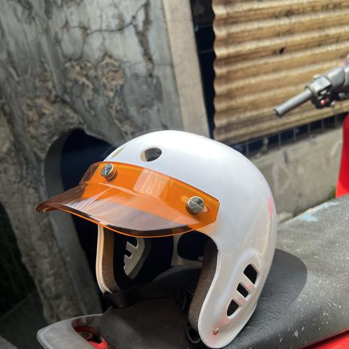 Jual Helm rafting pet - Bening, L - Kota Bandung - irsanzulkifly53 ...