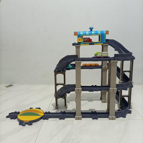 Jual Tomy - Stack Track Chuggington Wilsons Wild Ride Deluxe Action ...