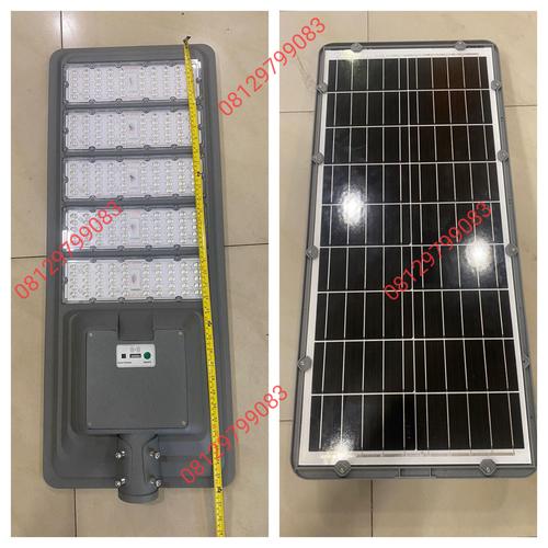 Jual lampu led all in one body besar pju jalan solar panel surya 200w ...