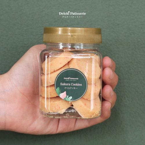 Jual Sakura Cookies Delchi Patisserie - 600ml - Kota Bandung - Delchi ...