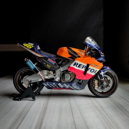 Jual Tamiya Honda RC211V Rossi Repsol Team 2002 1/12 not Minichamps ...